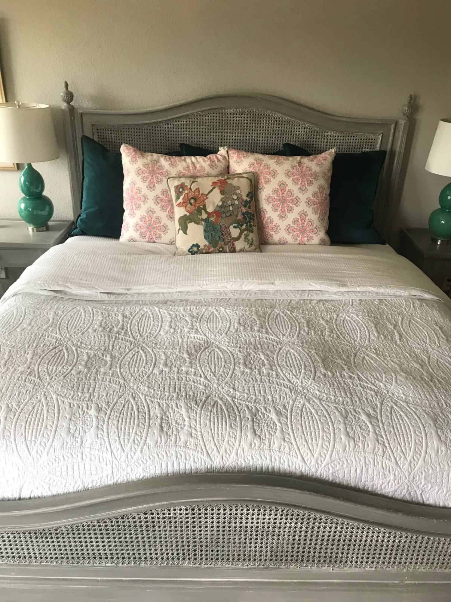 How to Make Your Bed (like a magazine) - My Simpatico Life